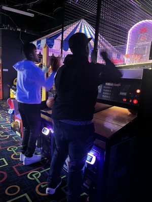 GLO MINI GOLF - Updated December 2025 - 471 Photos & 388 Reviews - 1299 ...