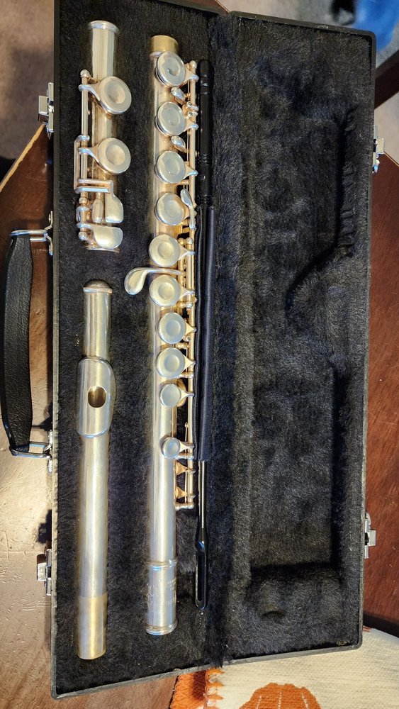 LOWE’S MUSIC - Updated July 2024 - 38 Reviews - 22932 1/2 Lyons Ave ...