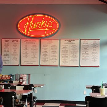 HUNKY’S - Updated April 2025 - 360 Photos & 570 Reviews - 3930 Cedar ...