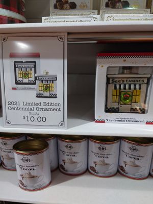 CAPITAL MALL - Updated October 2025 - 31 Photos & 33 Reviews - 625 ...