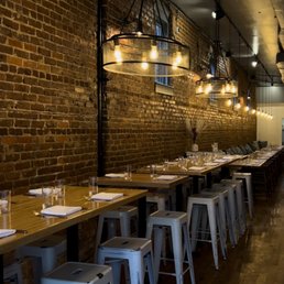 THE WHITE BULL - Updated December 2025 - 1042 Photos & 484 Reviews ...