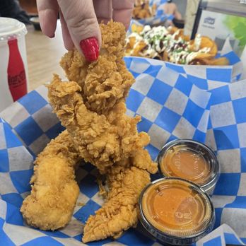 CHICK MAGNET - Updated December 2025 - 31 Photos & 21 Reviews - 2747 W ...