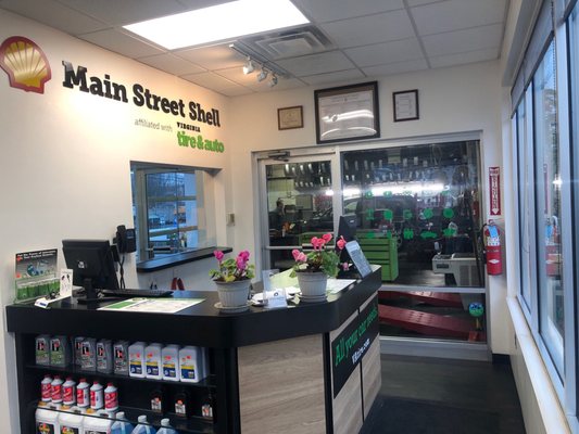 MAIN STREET SHELL - Updated December 2025 - 13 Photos & 84 Reviews ...