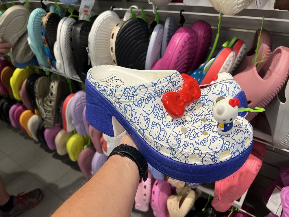 CROCS - Updated July 2025 - 800 Highway 400 S, Dawsonville, Georgia ...