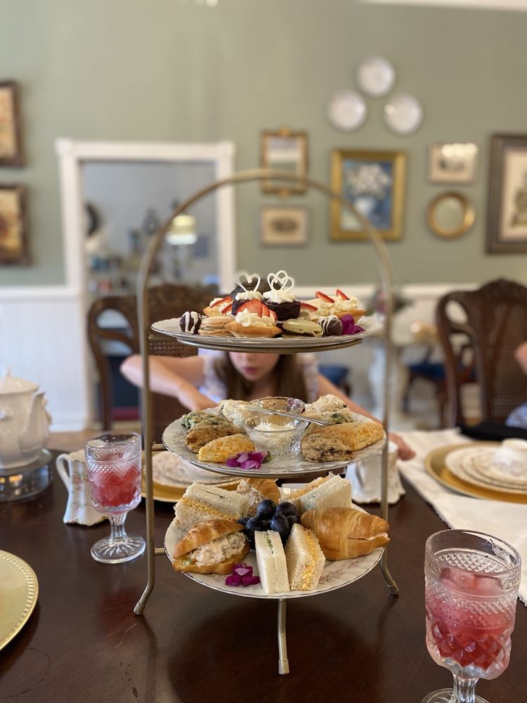 SOUTHERN SEASONS - Updated May 2026 - 40 Photos - 118 Broad St, Rome ...