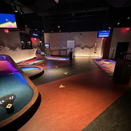 PUTTSHACK - ATLANTA - DUNWOODY - Updated July 2025 - 41 Photos & 31 ...