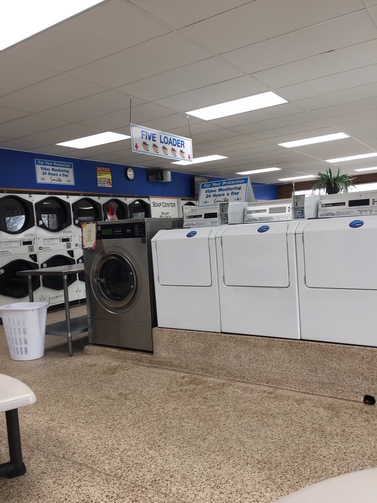 LADYBUG LAUNDRY - Updated December 2025 - 902 S Heaton St, Knox ...