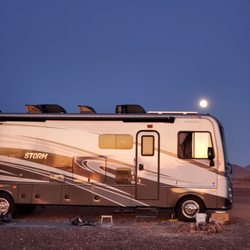 FREEDOM RV - 50 Photos & 61 Reviews - 3735 E Irvington Rd, Tucson ...