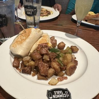 THE COMMON TABLE - Updated June 2025 - 993 Photos & 806 Reviews - 6740 ...