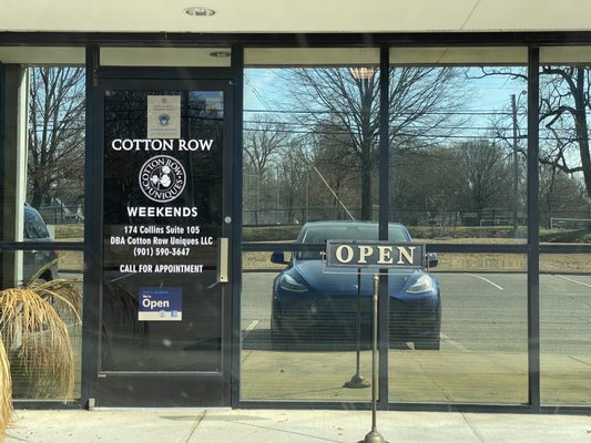 COTTON ROW WEEKENDS - Updated May 2024 - 174 Collins St, Memphis ...