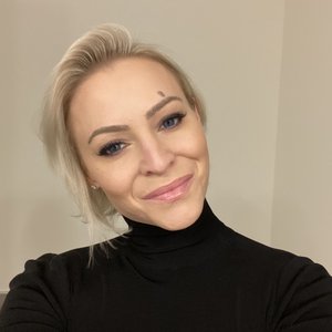 DONNA LOWE SALON - Updated February 2025 - 657 Photos & 18 Reviews ...