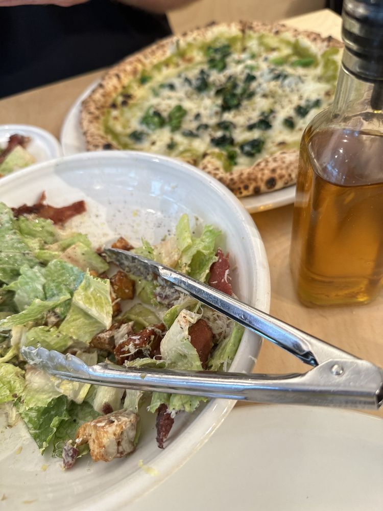 NINA PIZZA NAPOLITAINE - Updated July 2024 - 764 Rue Saint-Jean, Québec ...