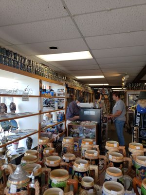 LEE’S LEGENDARY MARBLES & COLLECTIBLES - 46 Photos - 3120 S Lincoln Ave ...