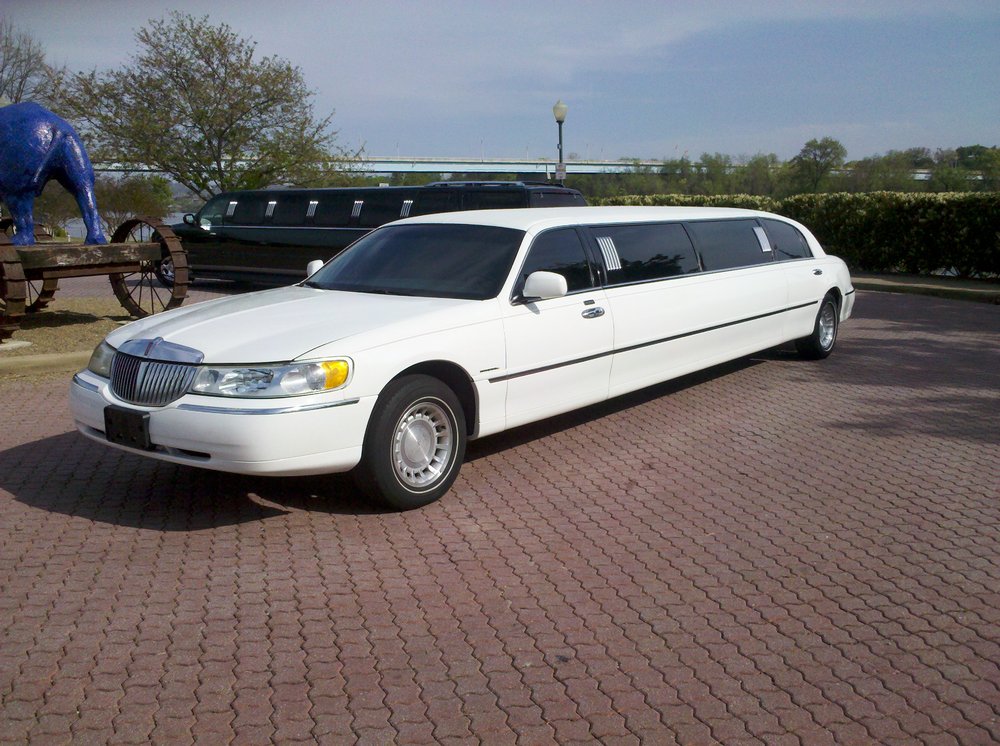 WILLIS LIMOUSINE - Updated July 2025 - Chattanooga, Tennessee - Limos ...