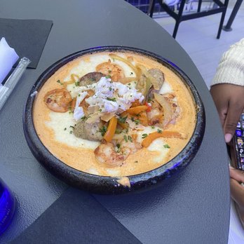 WEEZY’S - Updated July 2025 - 180 Photos & 78 Reviews - 200 Bennett St ...