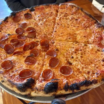 VINCITORI APIZZA - Updated July 2025 - 52 Photos & 86 Reviews - 294 ...