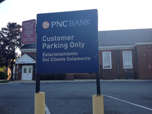 PNC BANK - Updated December 2025 - 16 Reviews - 7601 Georgia Ave NW ...