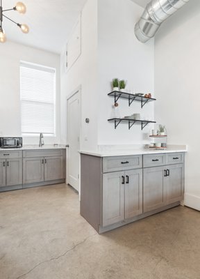 NALA - Updated April 2025 - 37 Photos - 3356 N Karlov Ave, Chicago ...