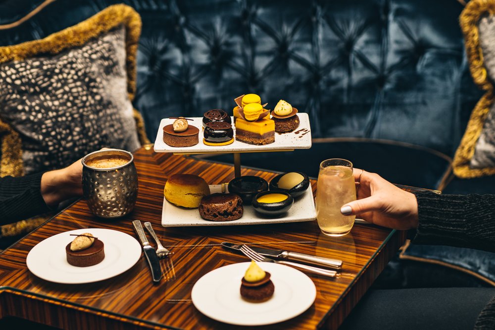 FITZ’S BAR - 31 Photos - Russell Square, London, United Kingdom ...