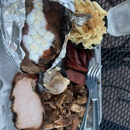 HENDRICKS BBQ - Updated January 2026 - 475 Photos & 739 Reviews - 1200 ...
