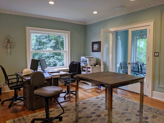 COLVIN HOUSE - Updated November 2024 - 36 Photos - 5940 N Sheridan Rd ...