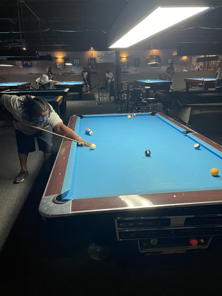 RED SHOES BILLIARDS - Updated August 2025 - 23 Photos - 12009 S Pulaski ...