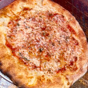 ALLIGATOR LOUNGE - 176 Photos & 513 Reviews - 600 Metropolitan Ave ...