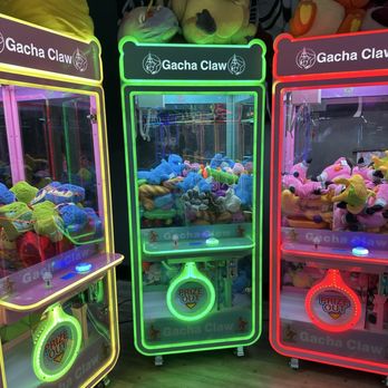 GACHA CLAW - Updated August 2025 - 202 Photos & 101 Reviews - 5625 S ...