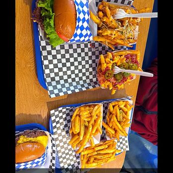 DANKY BURGERS - Updated August 2025 - 36 Photos & 32 Reviews - 618 S ...