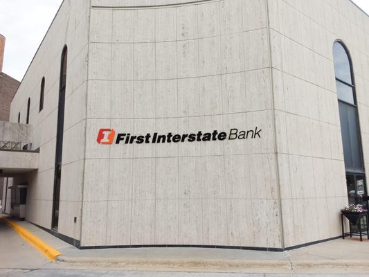FIRST INTERSTATE BANK - Updated April 2026 - 825 Central Ave, Fort ...