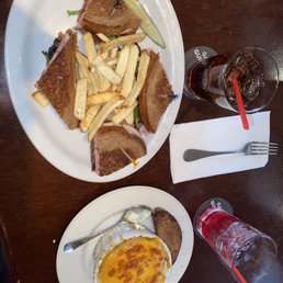 STOUT PUBLIC HOUSE - Updated April 2026 - 211 Photos & 444 Reviews ...