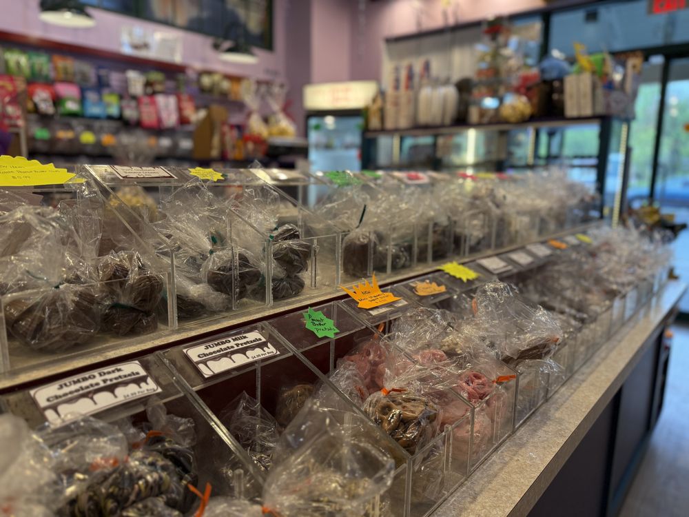 CANDY WORKS - Updated December 2025 - 31 Photos - 20 Killingworth ...