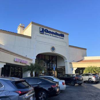 GOODWILL RETAIL STORE & DONATION CENTER - Updated December 2025 - 44 ...