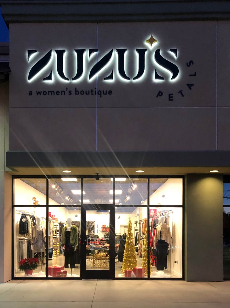 ZUZU’S PETALS BOUTIQUE - Updated December 2025 - 6700 N Linder Rd ...