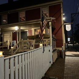 THE PUDDLE DOCK RESTAURANT - Updated October 2025 - 197 Photos & 124 ...