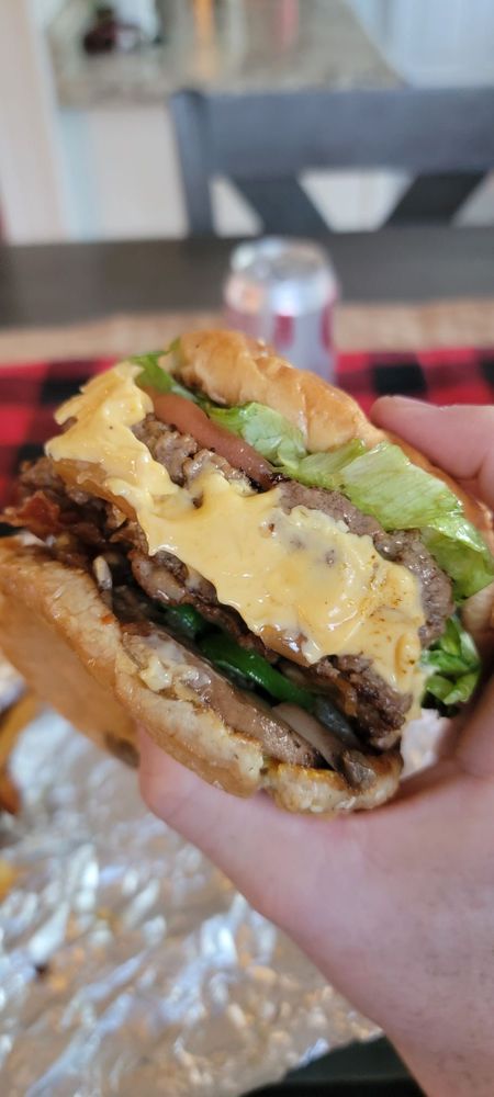 FIVE GUYS - Updated June 2024 - 36 Photos & 43 Reviews - 493 Berlin ...