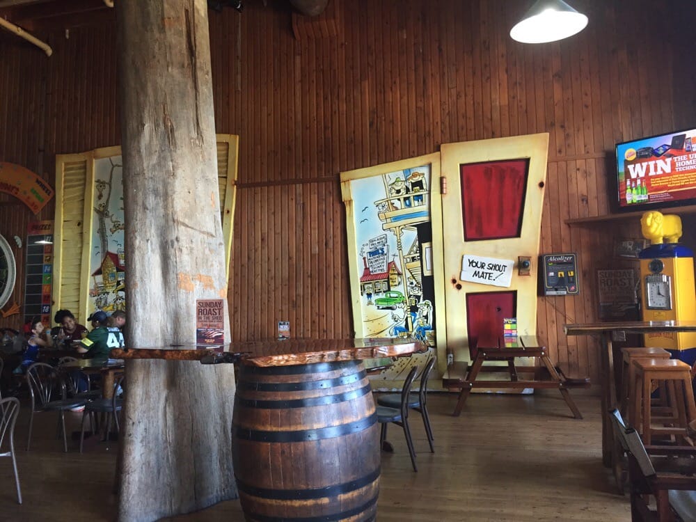 THE PUB AT AUSSIE WORLD - Updated July 2025 - 11 Photos - 73 Frizzo Rd ...
