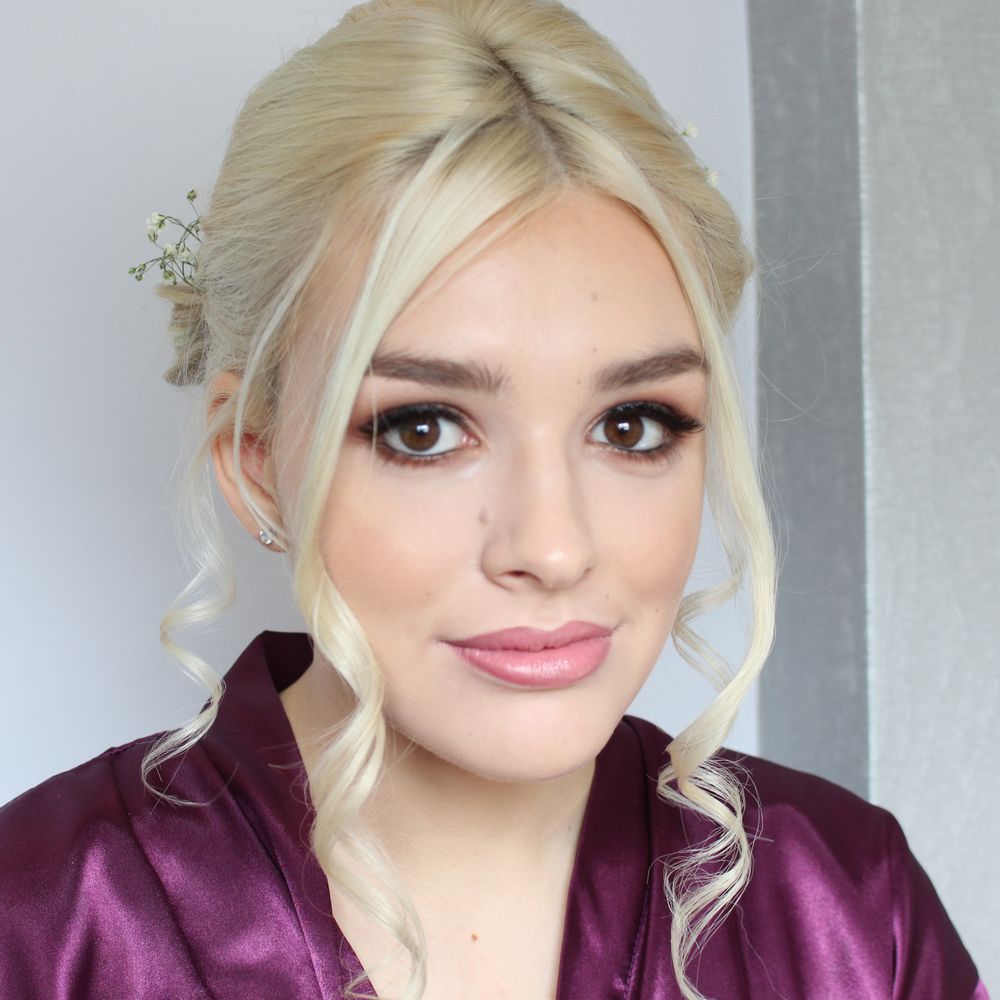 Amy Yeomans's Instagram, Twitter & Facebook on IDCrawl