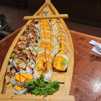 AKIMA HOUSE - Updated August 2025 - 40 Photos & 19 Reviews - 1126 ...