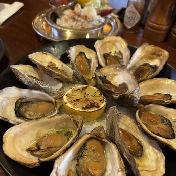 SHUCKERS OYSTER BAR - Updated April 2025 - 651 Photos & 614 Reviews ...