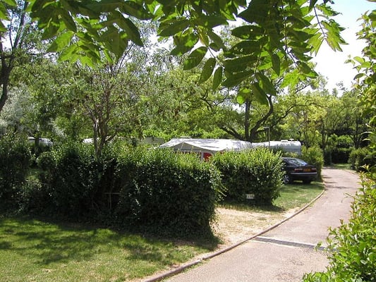 CAMPING LES ROMARINS - Updated March 2024 - Avenue des Alpilles ...