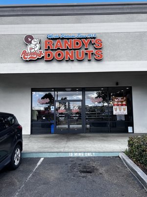 RANDY’S DONUTS - Updated October 2025 - 590 Photos & 204 Reviews - 3737 Murphy Canyon Rd, San ...