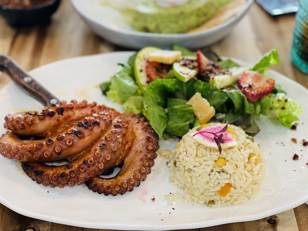 SANTO FISH RESTAURANT - Updated July 2025 - 455 Photos & 256 Reviews ...