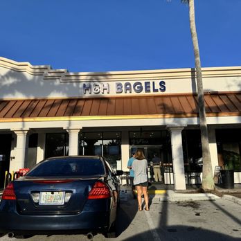 H & H BAGELS - Updated December 2024 - 70 Photos & 69 Reviews - 2200 ...