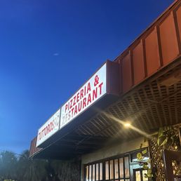 TUTTOROSSO RESTAURANT & PIZZERIA - Updated May 2026 - 471 Photos & 566 ...