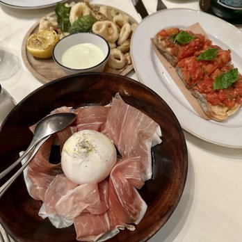 FELICE 56 - Updated January 2025 - 244 Photos & 135 Reviews - 15 W 56th ...