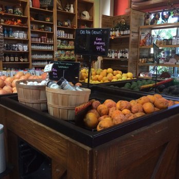 CAL POLY POMONA FARM STORE - Updated June 2024 - 767 Photos & 199 ...