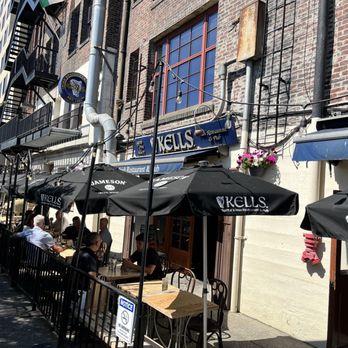 KELLS IRISH RESTAURANT & BAR - Updated December 2025 - 417 Photos & 798 ...