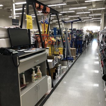 SUMMIT TOOLS - Updated January 2026 - 22 Photos - 3170-2850 Shaughnessy ...