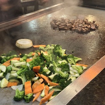 ZUKI JAPANESE STEAKHOUSE SUSHI - Updated June 2024 - 153 Photos & 183 ...